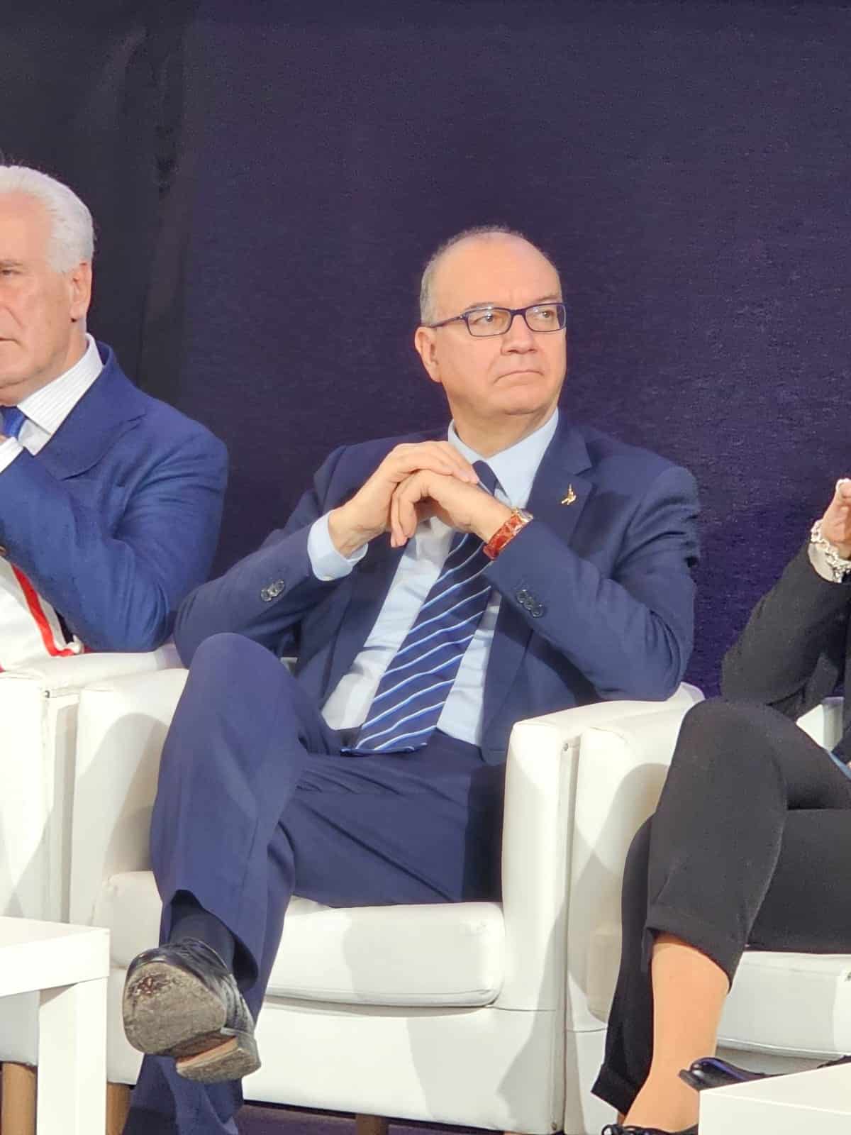 Valditara annuncia 35 milioni per i nuovi campus: Genova protagonista ...